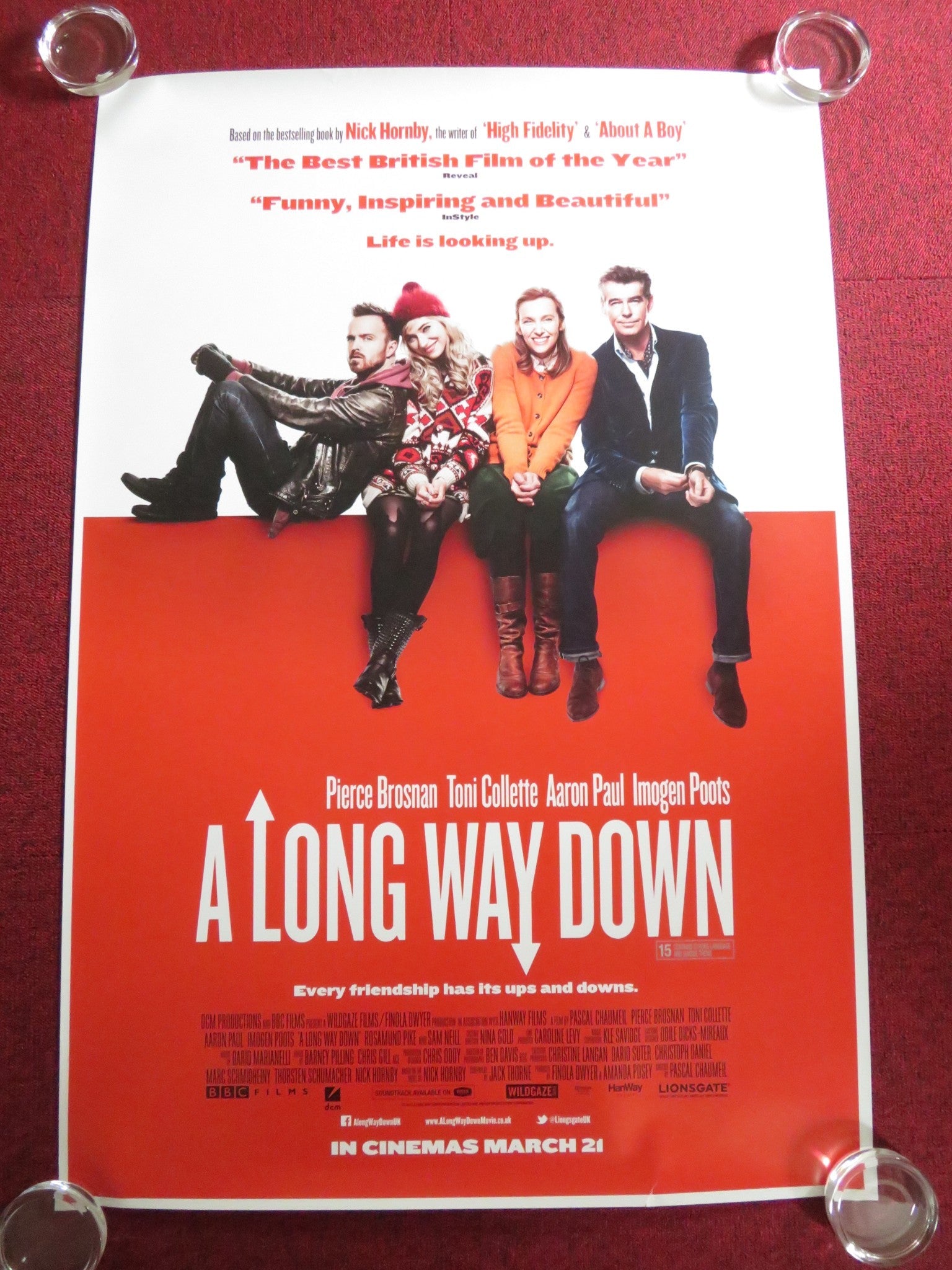 A LONG WAY DOWN US ONE SHEET ROLLED POSTER PIERCE BROSNAN TONI COLLETT ...