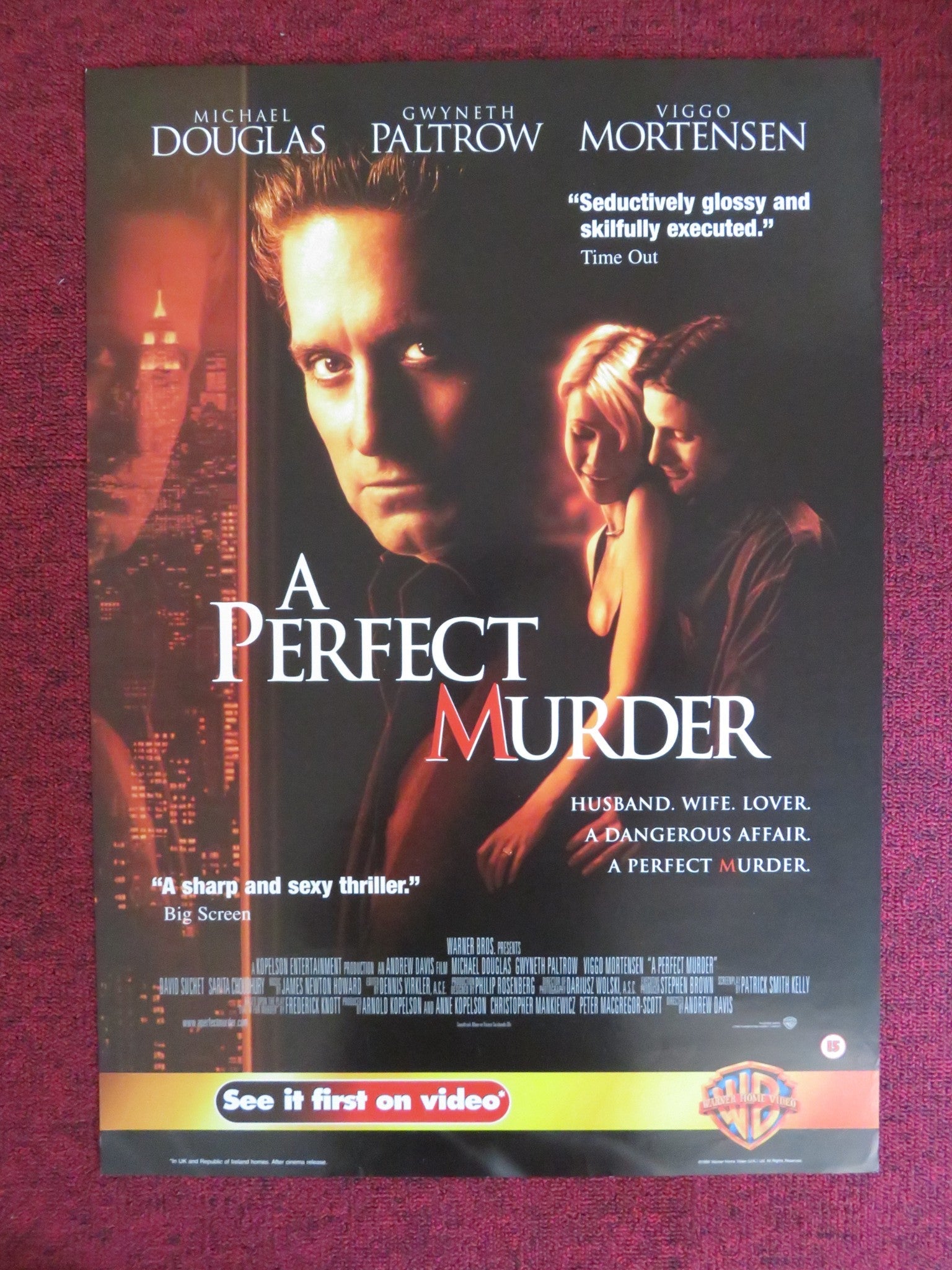 A PERFECT MURDER VHS VIDEO POSTER MICHAEL DOUGLAS GWYNETH PALTROW 1998 ...