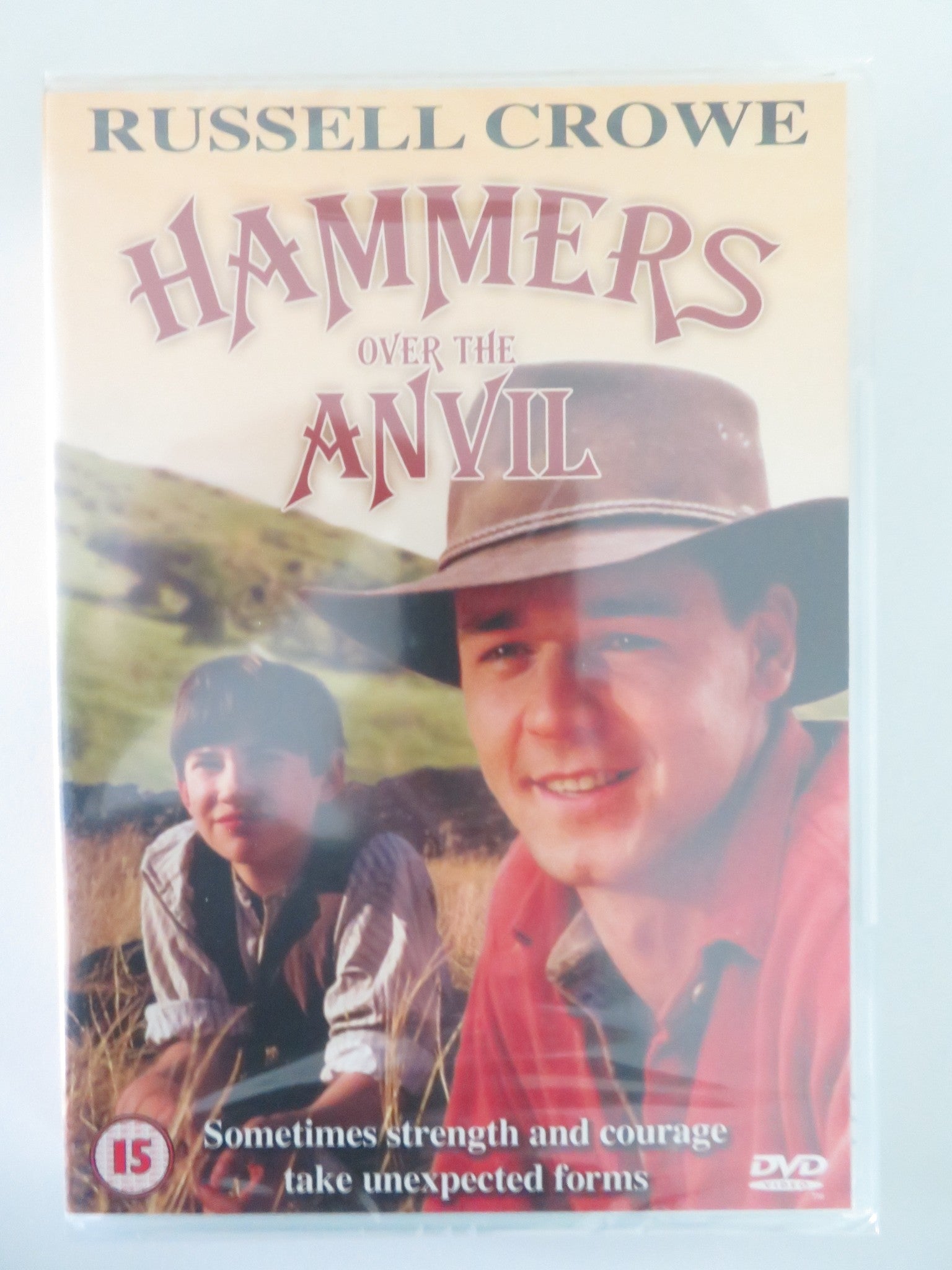 HAMMERS OVER THE ANVIL (DVD) RUSSELL CROWE CHARLOTTE RAMPLING 1993 REG ...