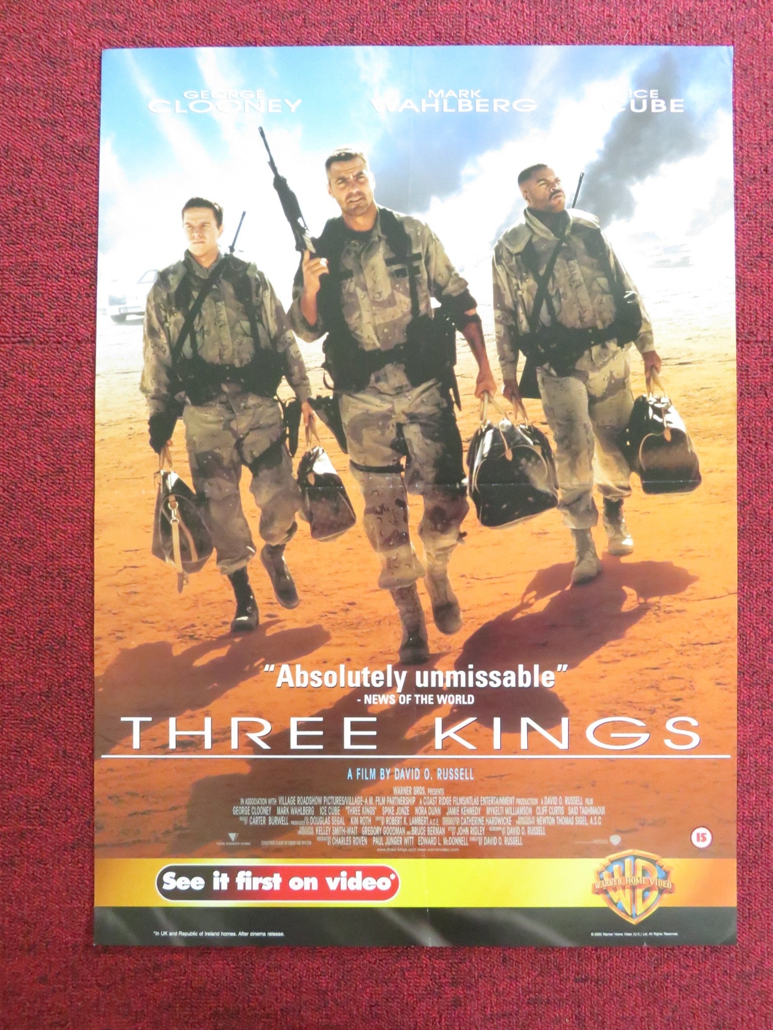 THREE KINGS VHS VIDEO POSTER GEORGE CLOONEY MARK WAHLBERG 1999 ...