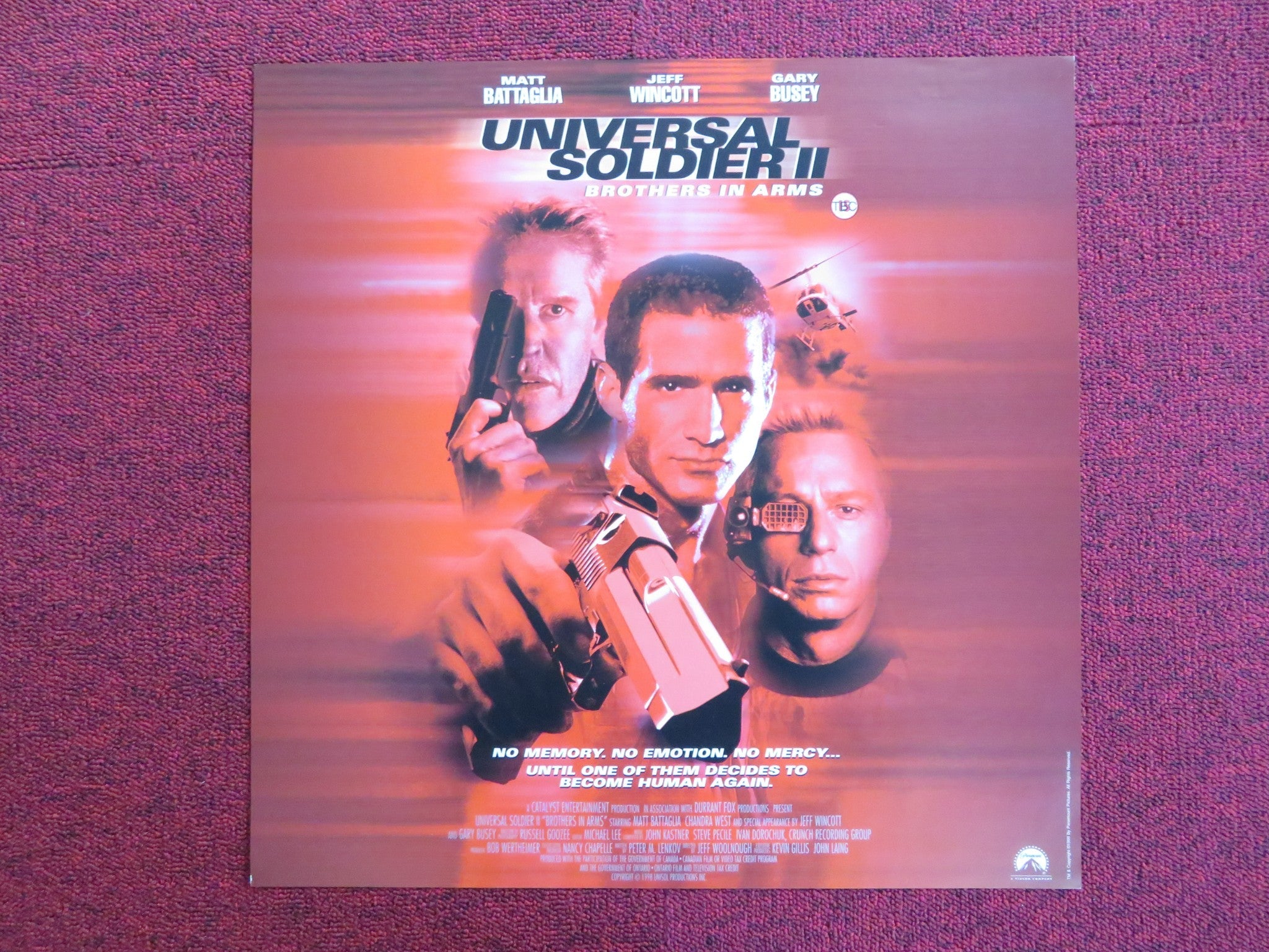UNIVERSAL SOLDIER II: BROTHERS IN ARMS VHS VIDEO POSTER MATT BATTAGLIA ...