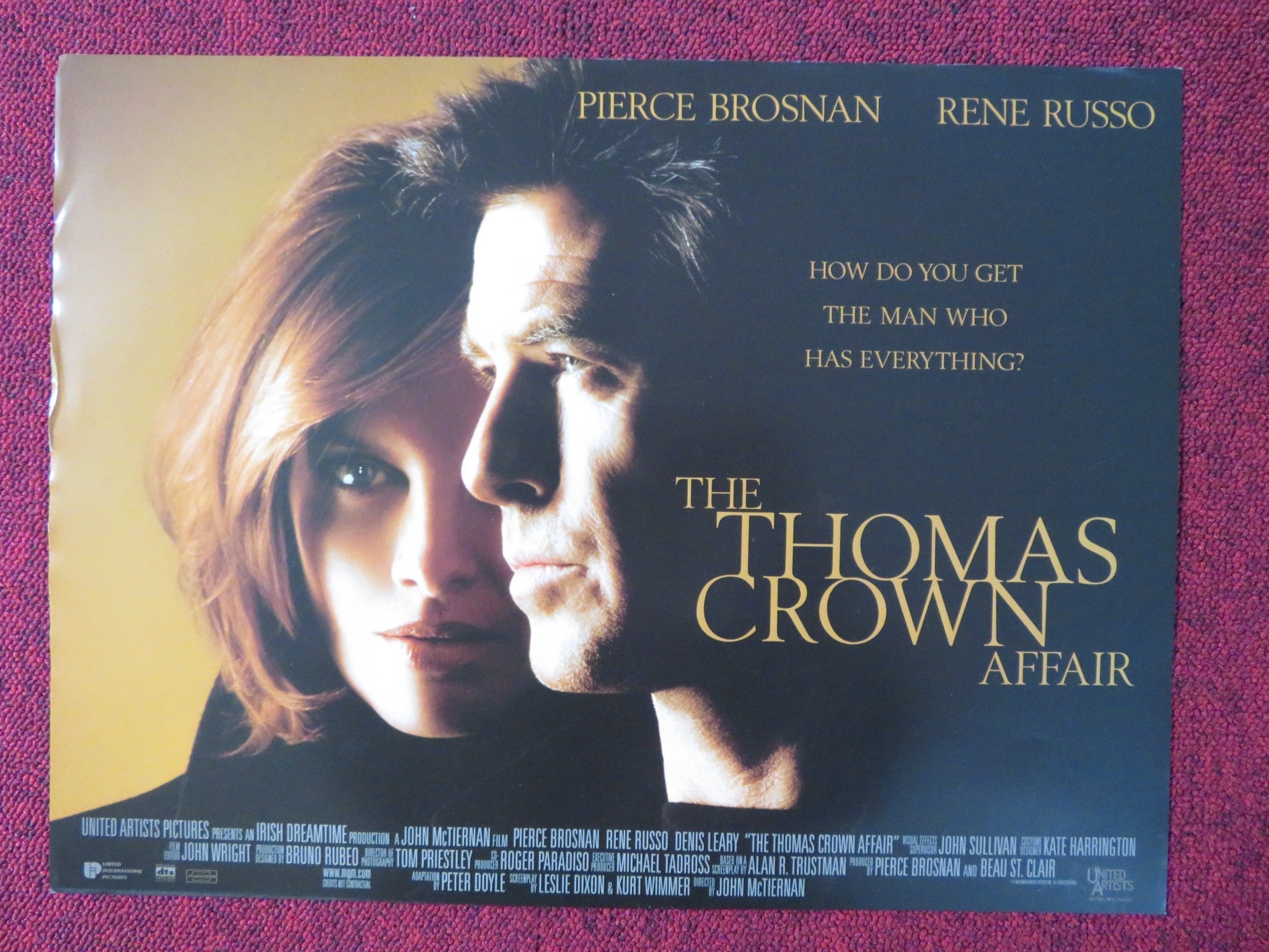 THE THOMAS CROWN AFFAIR - A UK MINI QUAD POSTER PIERCE BROSNAN RUSSO 1 ...